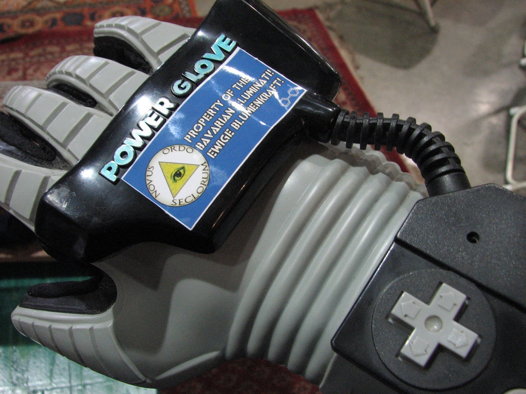 Hacker Modifies ‘Power Glove’ For Definitive Drone Experience [Video ...