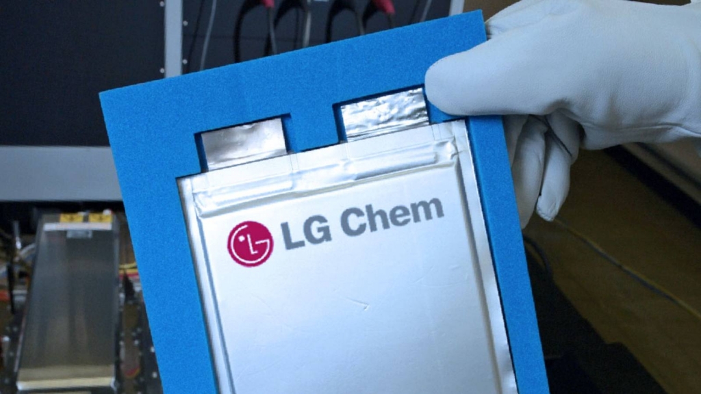LG Chem expects record-high Q3 operating income partly due to EV ...