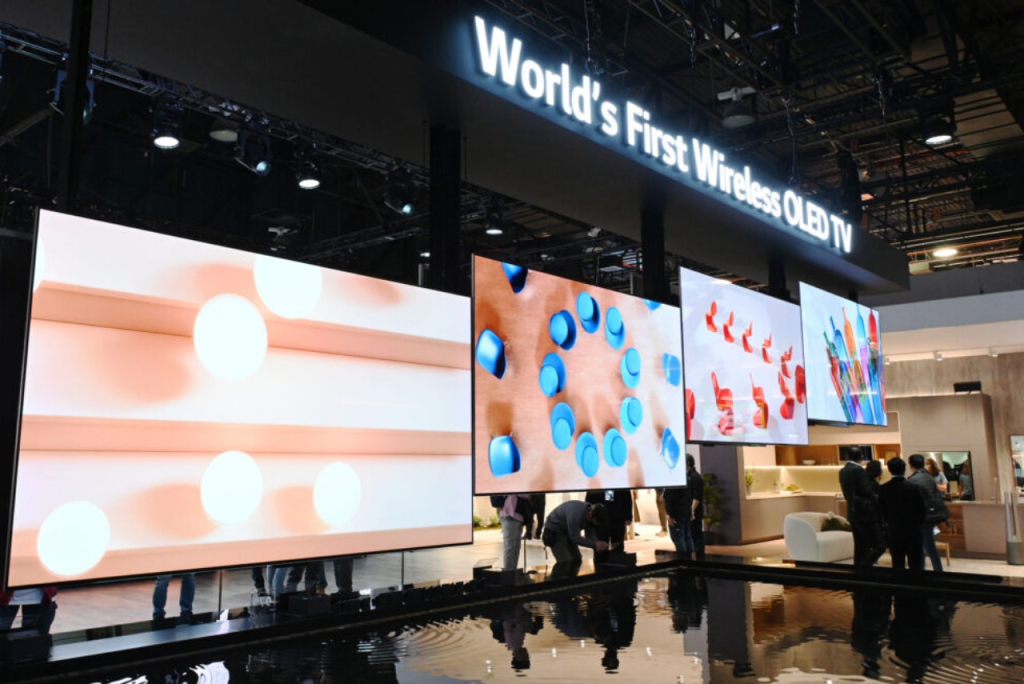 LG Electronics Introduces World’s First Wireless OLED TV in Europe ...