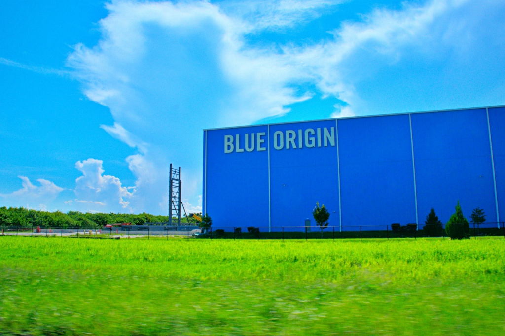 Jeff Bezos Announces Dave Limp's Transition from Amazon to Blue Origin ...