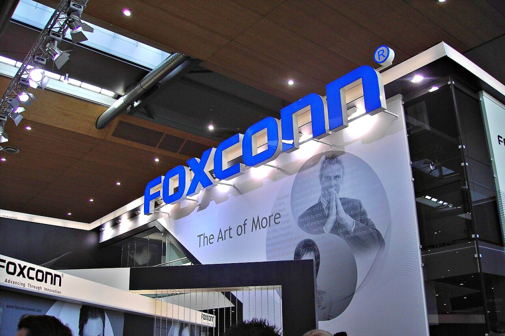 Foxconn Mulls Management Revamp and Shift to Rotational CEO System ...