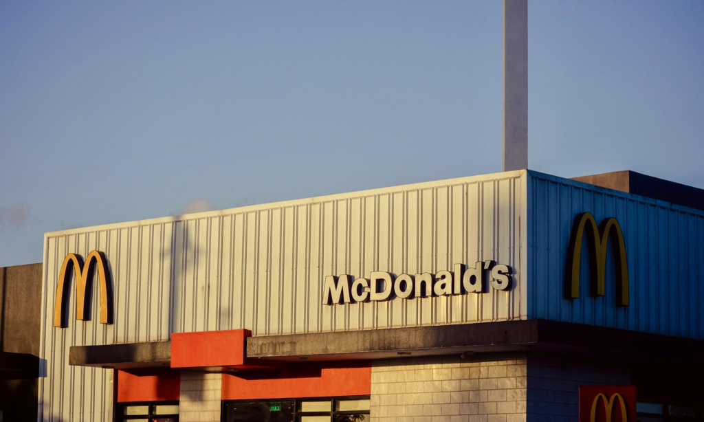 McDonald’s Exec Slams $18 Big Mac Claim, Calls It a Rare Exception ...