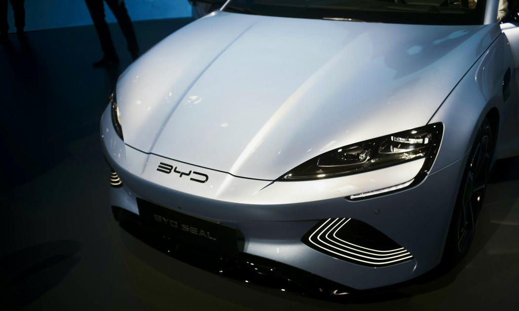 BYD Teams Up with Huawei: Leopard 8 to Revolutionize Off-Roading with ...